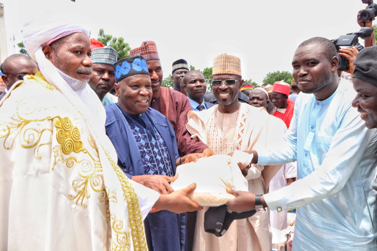 Subsidy removal: Gombe Gov inaugurates distribution of food items ...