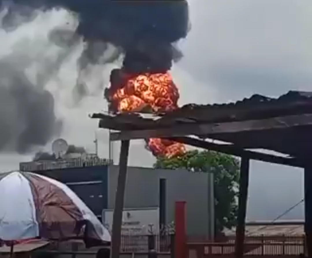 BREAKING: Fire, Explosion Reported at Port Harcourt Eleme Refinery ...